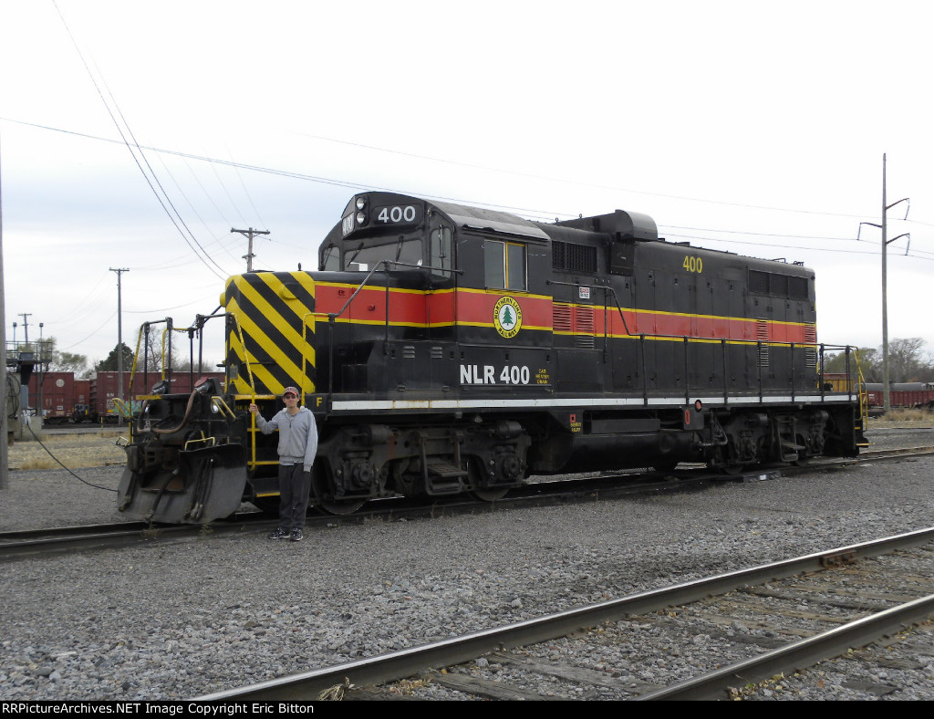 NLR 400 and Yours Truly 2